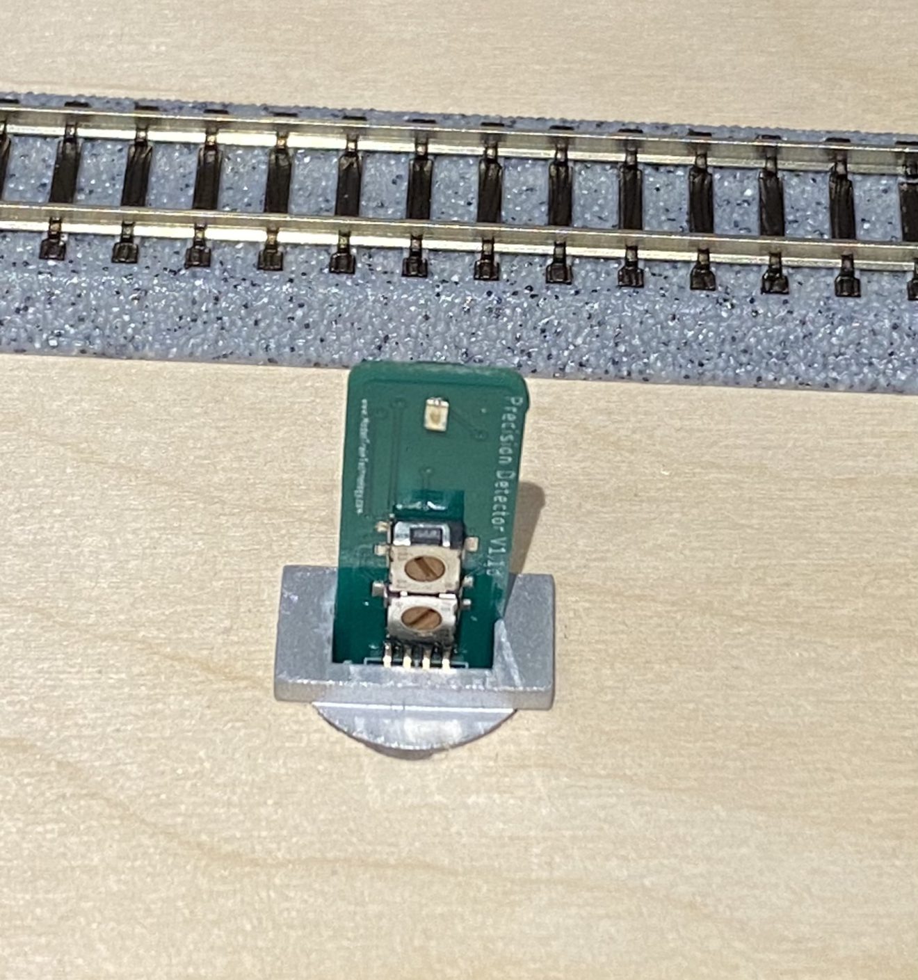 Precision Detector (N,HO, O scale) - Signaling, Lighting & Animation
